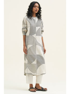 Buy Ganga Fashions Ivory and Black Woven Kurta and Pant (Set of 2) Online