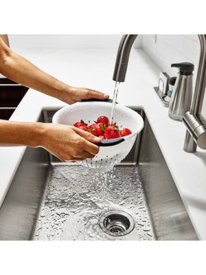 Buy OXO Gg Plastic Colander Online
