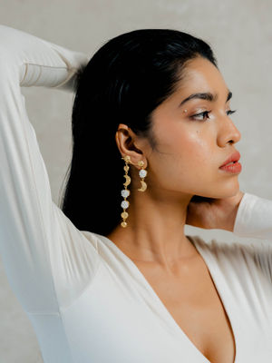 Buy Aarjavee Chandni Golden Earring Online