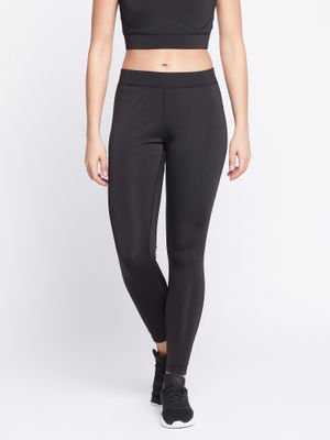Buy Clovia Snug Fit Active Tights - Black Online