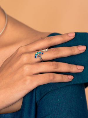 Buy Shaya by CaratLane Owning My Perfectionist Tendencies Ring in 925 ...