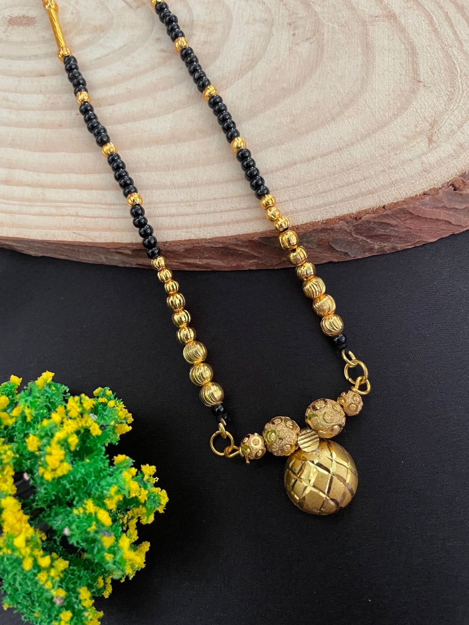 Latest short mangalsutra designs 2019