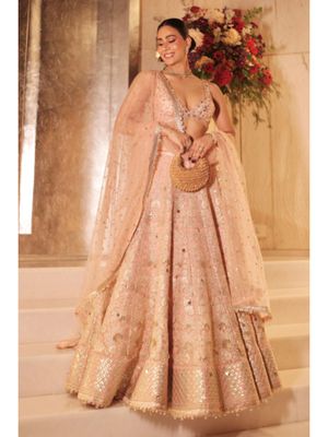 Buy Gopi Vaid Aadrika Lehenga with Blouse and Dupatta-Swati Vatsa (XS ...