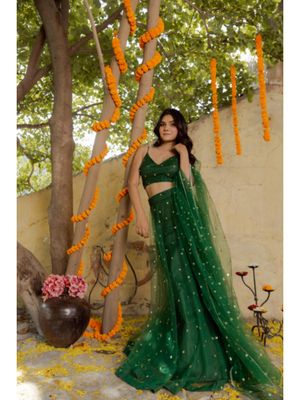 Buy DEASHA INDIA Heena Green Net Embroidered Lehenga Set (XXS) Online