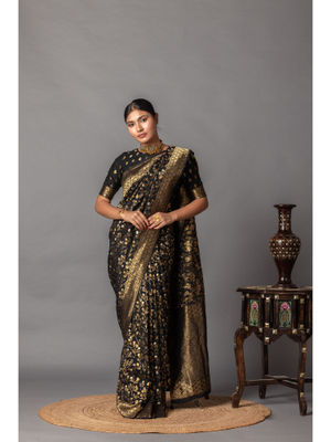 Buy Zari Jaipur Black Silk Handloom Saree with Unstitched Blouse Online