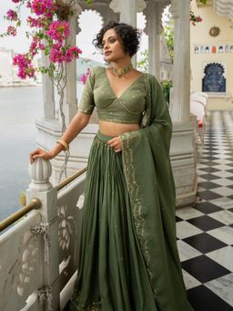 Shop Suta Bombay Sarees At Upto 60% Off Online In India