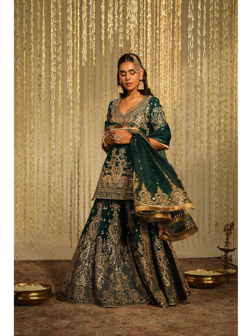 Sheetal Batra - Buy Latest Sheetal Batra Designs Online | Nykaa Fashion