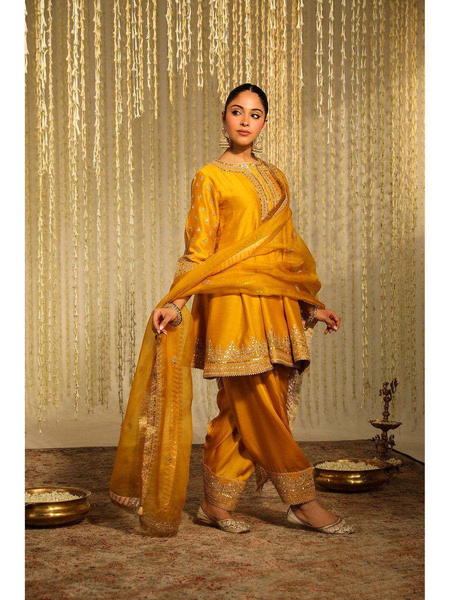 Sheetal Batra - Buy Latest Sheetal Batra Designs Online | Nykaa Fashion