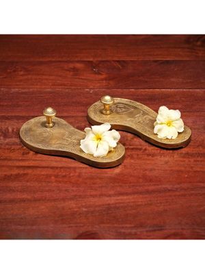 Buy Ekaa Handicrafts Traditional Brass Charan Paduka Online