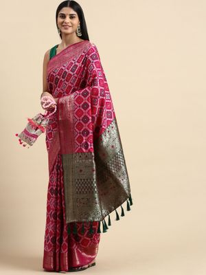 Buy Vastranand Floral Kanjeevaram Zari Woven Design Pethani Banarasi ...