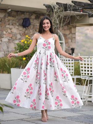 Hatheli Ethnic Dresses : Buy Hatheli Mughal Printed Gather Dress Online ...
