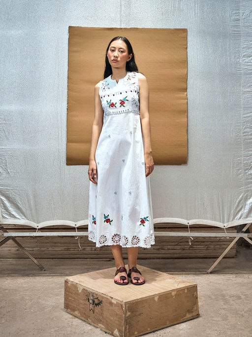 Shop Genuine AMKA INDIA Collection At Best Offers