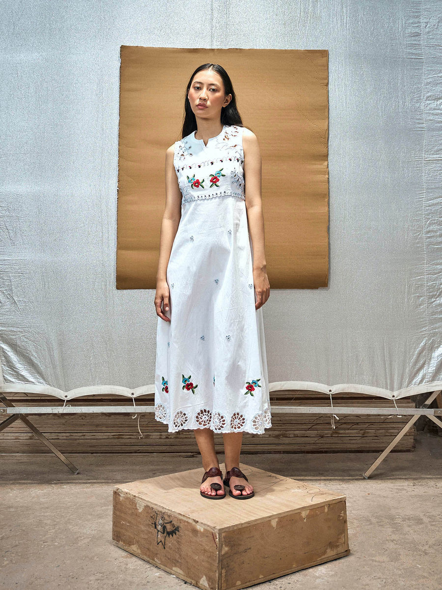 Shop Genuine AMKA INDIA Collection At Best Offers