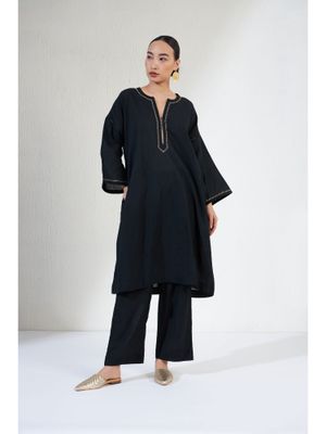 Buy Aavidi By Dimple Naz Black Embroidered Co-ord (Set of 2) Online