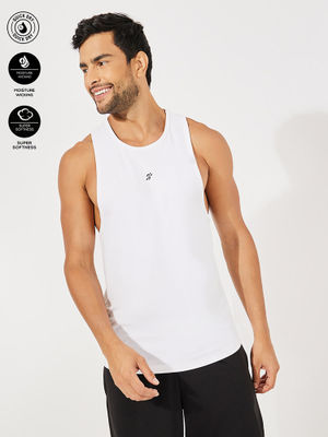 Buy Styli Men White Super Stretch Drop Armhole Stringer Workout Tank (S ...