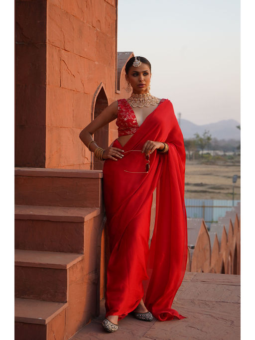 Buy Stylish Low Waist Sarees Collection At Best Prices Online