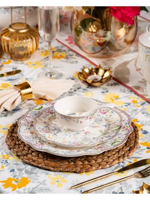 Buy Vigneto Flower Bed Dinner (Set of 51) Online