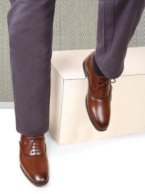 Buy Carlton London Men Brown Classic Lace-Up Formal Derby Shoes (EURO ...