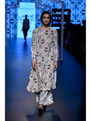 Buy Payal Singhal Raha Khargosh Print Crepe Kurta & Cropped Palazzo ...