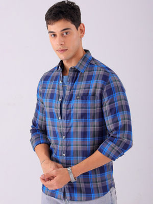 Buy The Indian Garage Co Men Checks Cutaway Collar Casual Shirt Blue (S ...