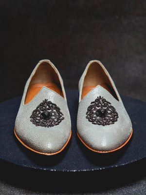 Buy Kavith Sainaani Grey Foil White Gem Jutti Online