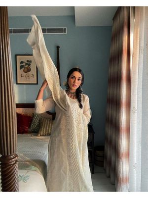 Buy Karaj Jaipur Ivory Chikankari Chanderi Kurta (Set of 3) Online