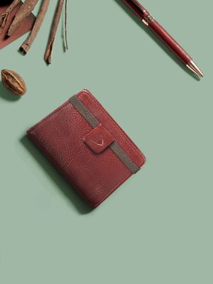 Buy Hidesign Red Solid Wallet Online