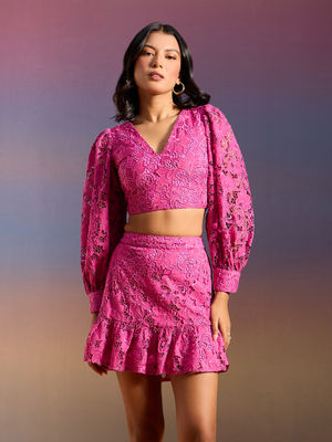 Buy RSVP by Nykaa Fashion Fuchsia Pink Laced V Neck Crop Top Flared ...