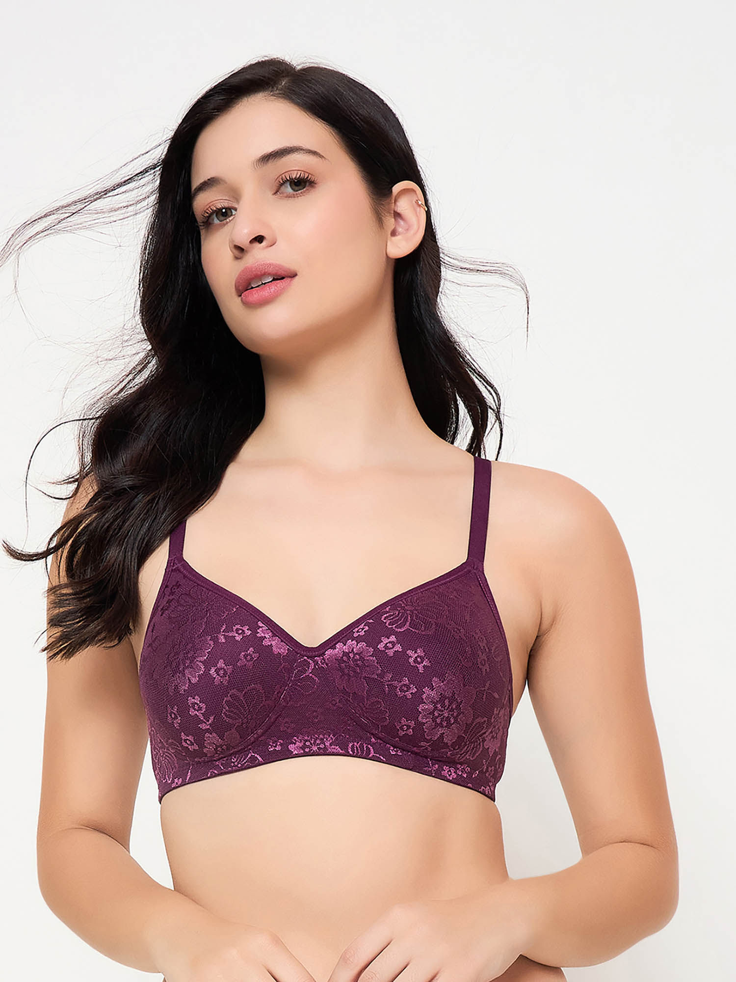 Clovia online store