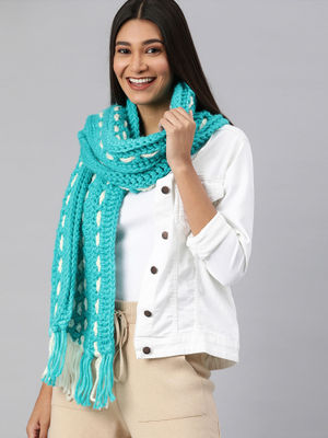 Buy Magic Needles Thick And Warm Scarf Online