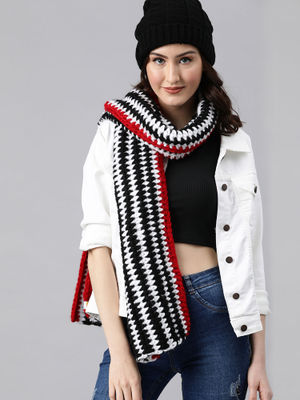 Buy Magic Needles Thick And Warm Scarf Online