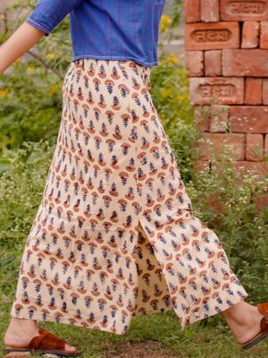 Buy Sassy Sajja Cream Long Hand Printed Skirt (S) Online