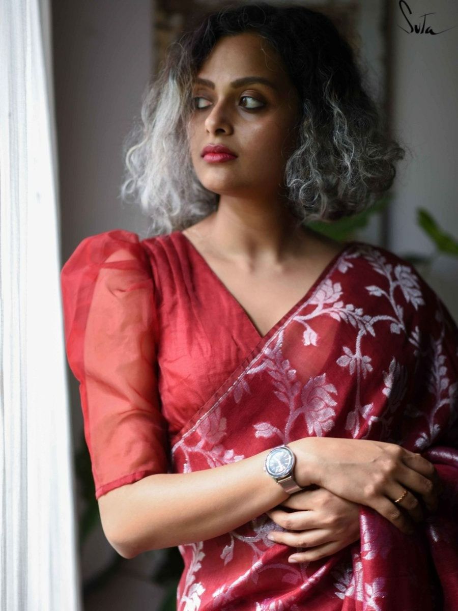 Shop Suta Bombay Saree Collection At Upto 60% Off Online in India