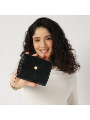 Buy Fastrack Black Solid Wallet Online