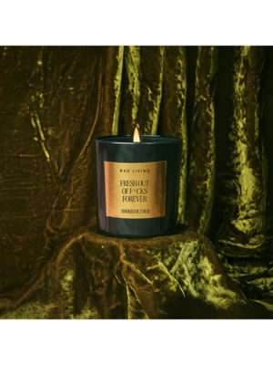 Buy Rad Living Black Smoked Out Oud Scented Candle Online