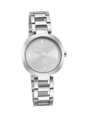 Buy Fastrack STUNNERS 1.0 6247SM01 Silver Dial Analog Watch for Women ...