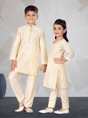 Buy Pehanaava Cotton Blend Dora Droi Embroidery Salwar Suits (Set of 2 ...