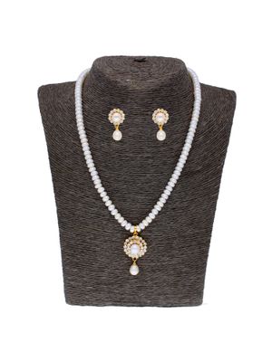 Buy Sri Jagdamba Pearls Royal Pearl Necklace Set online